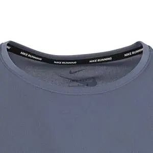 Nike Miler Dri-fit Ultraviolet Protection Winterized T-shirt - Diffused Blue