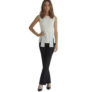 AKALIA Isla Flare Pant