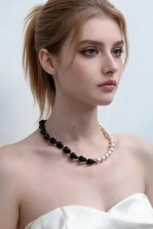 CLASSICHARMS Kismet Freshwater Pearl Necklace