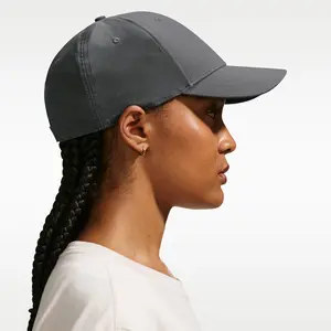 Nike Club Structured Swoosh Cap