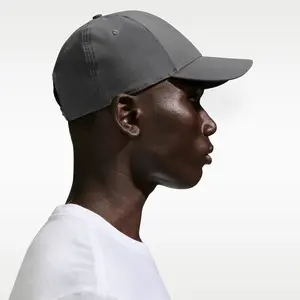 Nike Club Structured Swoosh Cap