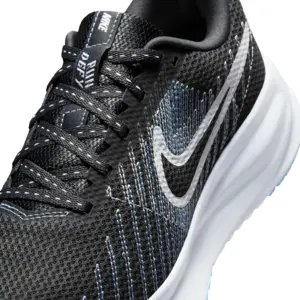 Nike Run Defy Road Running Shoes