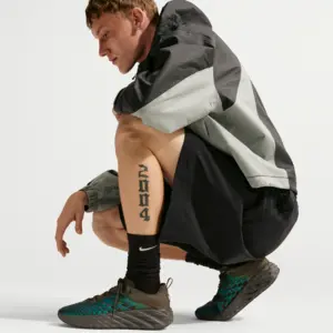 Nike Ava Edge Se Shoes