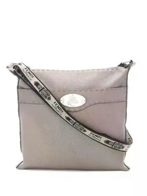 Fendi 2000s Selleria Shoulder Bag - Neutrals
