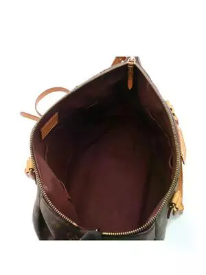 LOUIS VUITTON 2016 Mm Turenne Monogram Tote Bag