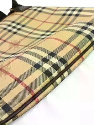 Burberry House Check Zip-pocket Shoulder Bag
