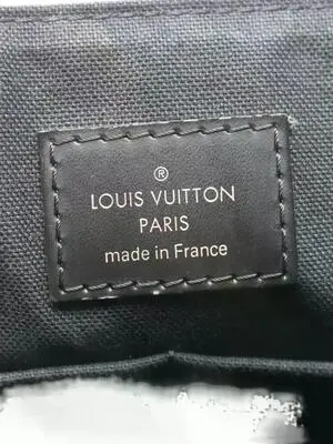 LOUIS VUITTON 2013 Pm District Damier Graphite Messenger