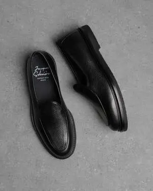 JACQUES SOLOVIERE Alexis Grain Loafer