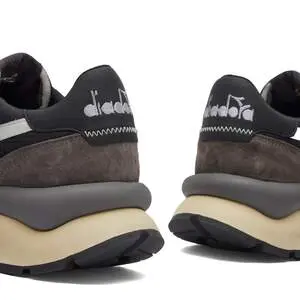 DIADORA Mercury Elite Shoes
