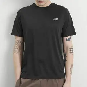 NEW BALANCE Athletics T-shirt