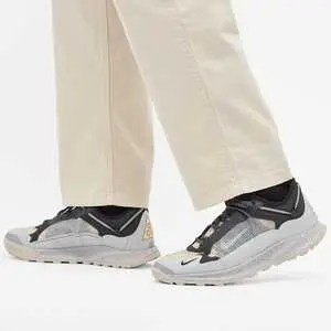Nike Air Nasu 2 Shoes