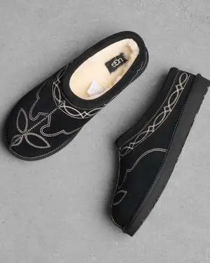 UGG Tasman Western Shoes - Black