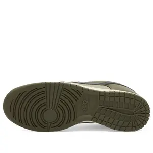 Nike Dunk Low Retro Bttys Sneakers