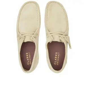 Clarks Wallabee