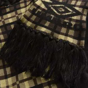UMBRO Checked Knit Scarf