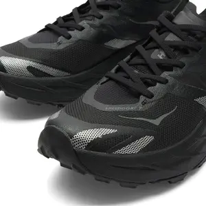 Hoka One One Speedgoat 7 Sneakers
