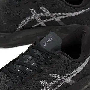 Asics Novablast 6 Sneakers