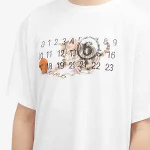MAISON MARGIELA Kitten Number Logo T-shirt