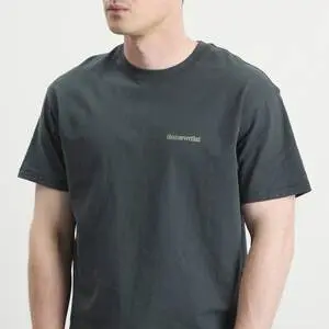 THISISNEVERTHAT Giraffe T-shirt