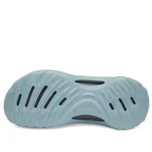 CROCS Echo Wave