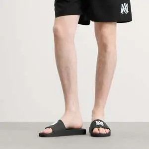 Amiri Ma Pool Slide