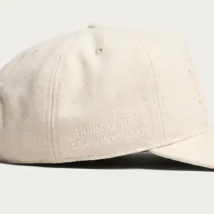 END. Monogram Hitch Lc Cap