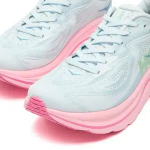 Hoka One One Clifton 10 Sneakers