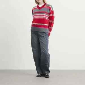 DAMSON MADDER Rene V Jumper | 100% Wool | End Clothing