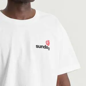 SNDYS. Apple T-shirt