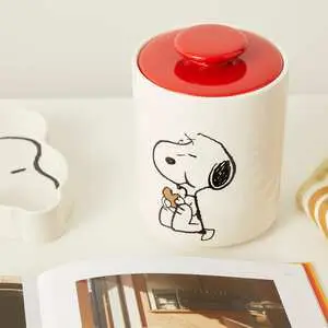 PEANUTS Snoopy Cookie Jar