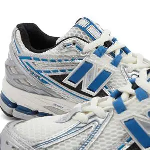 NEW BALANCE M1906reb Shoes