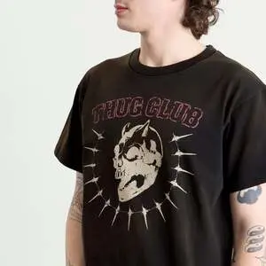 THUG CLUB Graphic Logo T-shirt