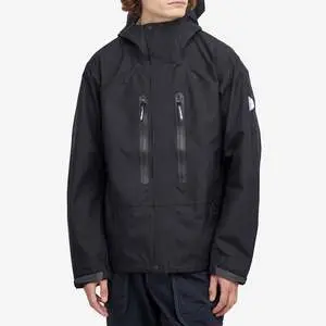 AND WANDER 2.5l Hiker Rain Jacket