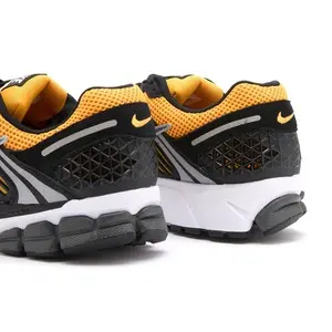 Nike Zoom Vomero 5 Sneakers - Sundial/black/silver