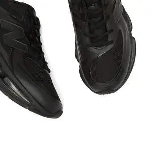 NEW BALANCE Abzorb 2000 Sneakers