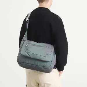 ARCS Flow Messenger Bag
