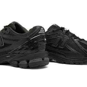 Comme Des Garçons Comme Des Garçons Homme X New Balance 1906 Shoes