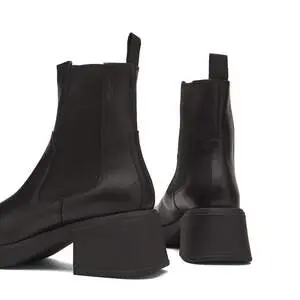 VAGABOND SHOEMAKERS Dorah Boots