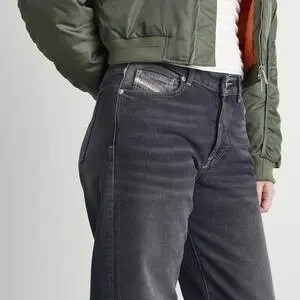 DIESEL® 1971 D-sent Jeans Leg 30