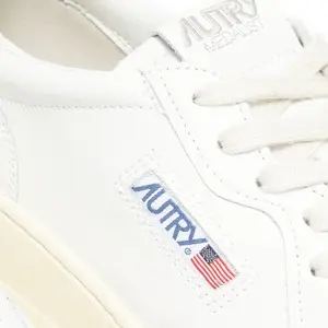 AUTRY 01 Low Leather Sneakers