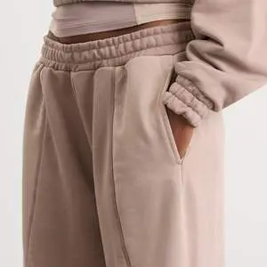 On X Fka Twigs Club Loose Pants