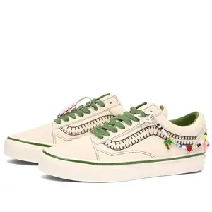 VANS Lx Old Skool Charms Sneakers