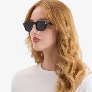 AKILA Logos Sunglasses - Black