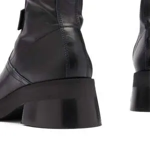 MIISTA Oliana Ankle Boots