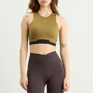 On Train 2-in-1 Crop T-shirt