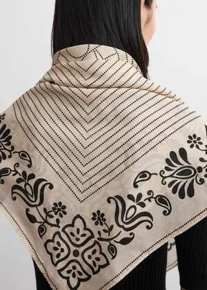 TOTEME Floral Signature Monogram Scarf Ivory/black
