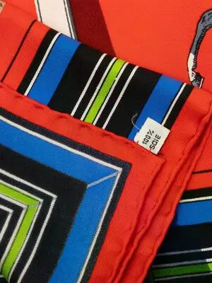 Hermès 1980-2020 Couvertures Et Tenues De Jour Silk Scarf 90 Scarves - Multicolour