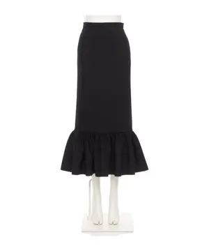 Valentino Garavani Skirt With A Back Zipper