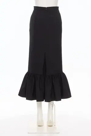 Valentino Garavani Skirt With A Back Zipper