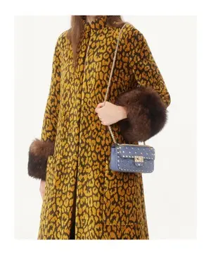 Valentino Garavani Rockstud Spike Small Shoulder Bag In Kidskin